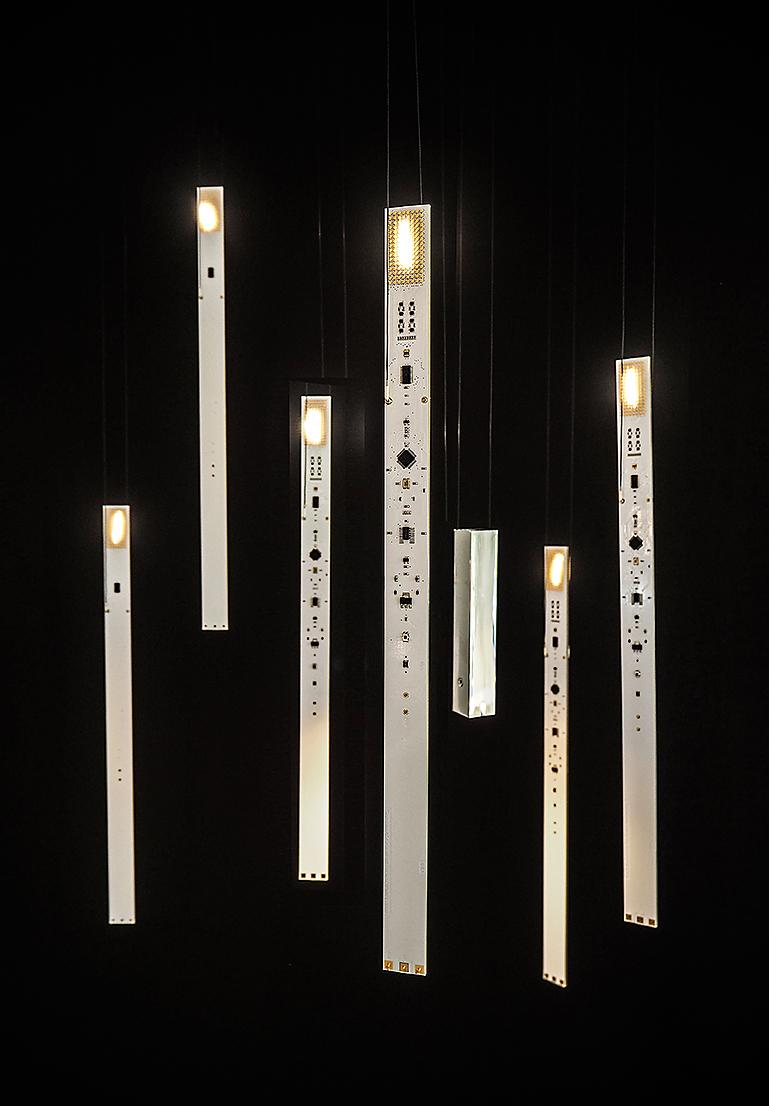 Ingo Maurer: Flying Flames