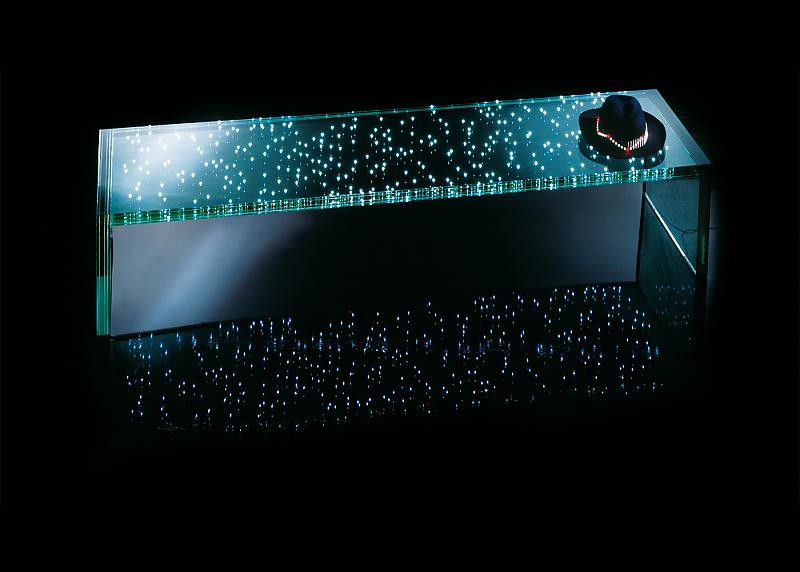 Ingo Maurer: LED Bench