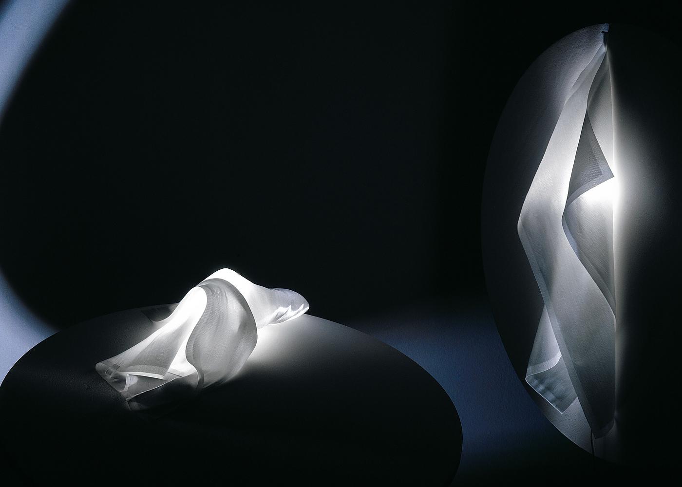 Ingo Maurer: Ingo Maurer: Delight | Designer Wall Light