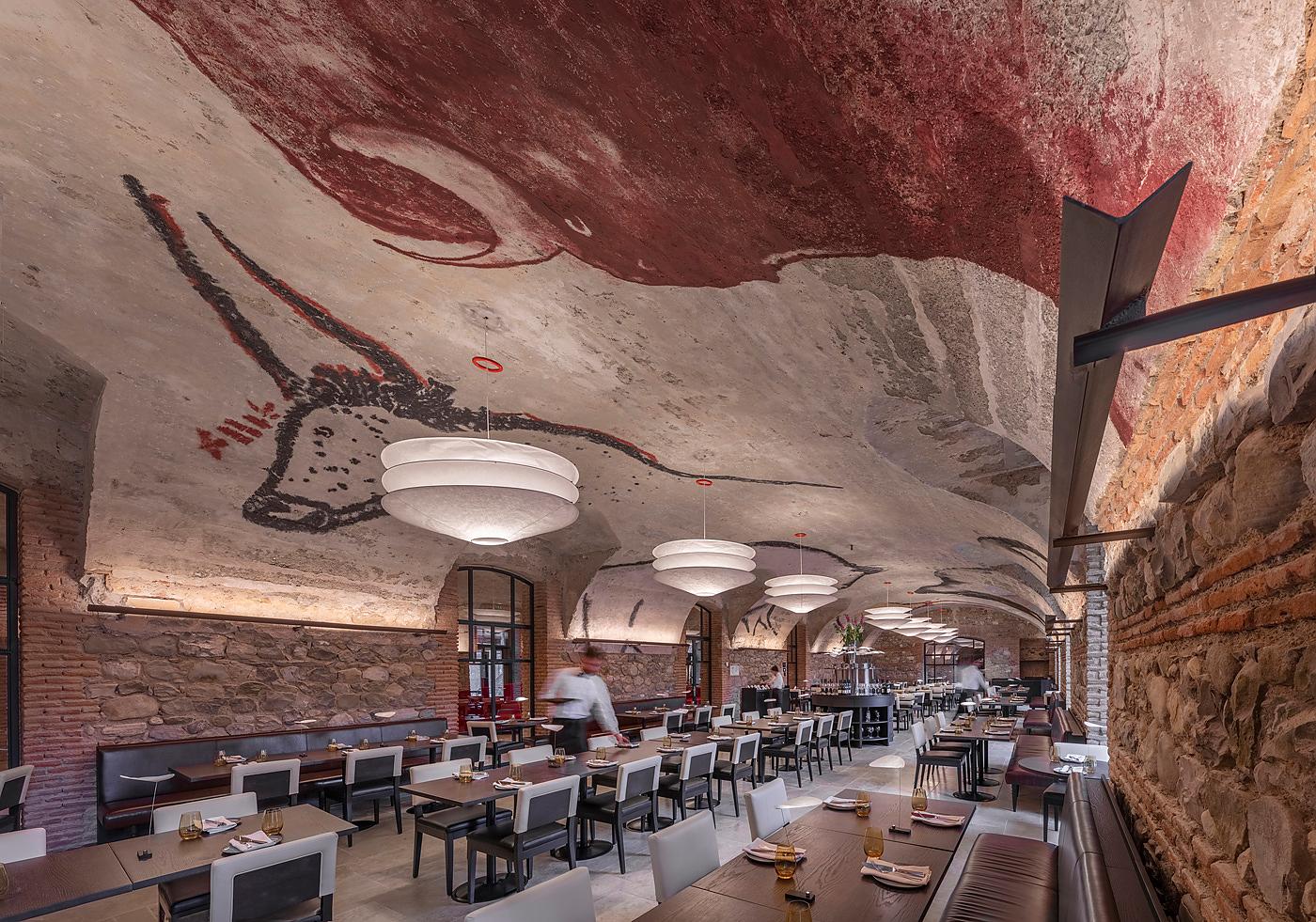 Ingo Maurer: Floatation